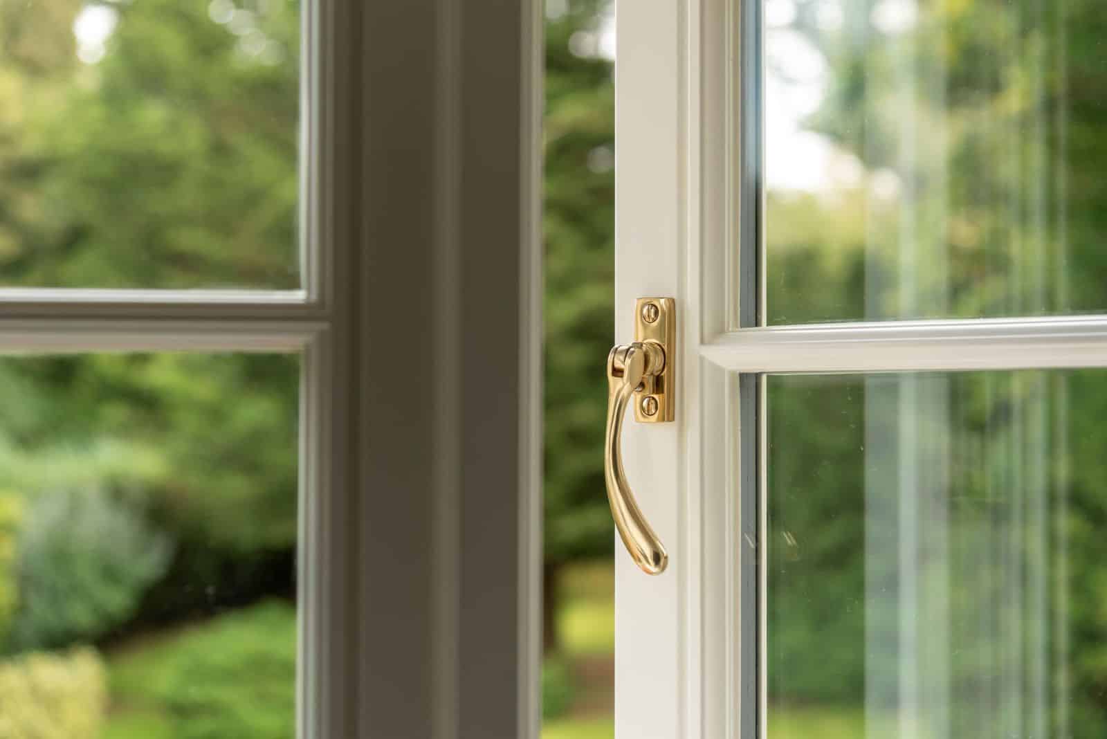 Timber windows & doors transform this beautiful 1950s home